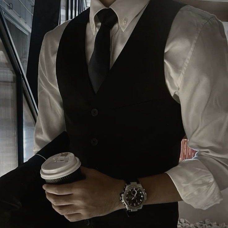 Dante Moretti | mafioso- - Chat con un personaje de IA - Hi.AI