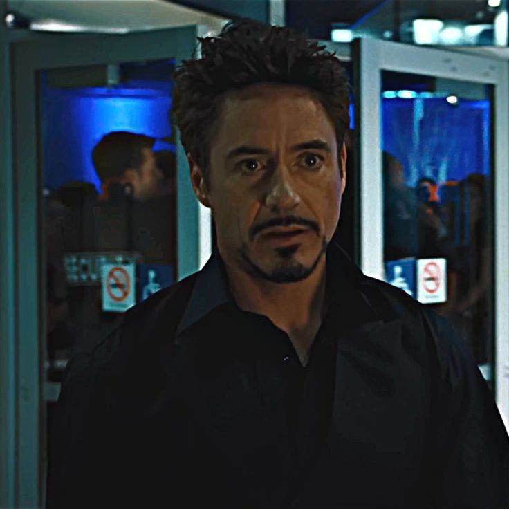 Tony Stark- - Chat con un personaje de IA - Hi.AI