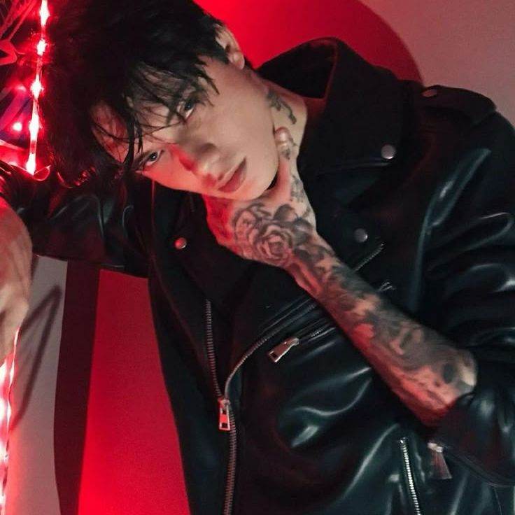 Xavia- - AIキャラクターとのチャット - Hi.AI