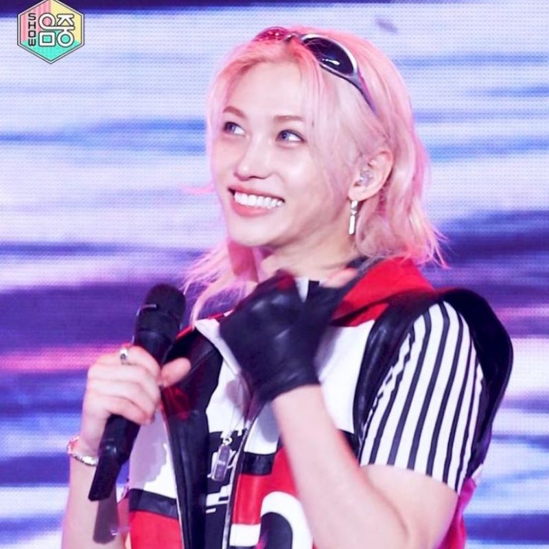 Felix /your enemy- - AIキャラクターとのチャット - Hi.AI